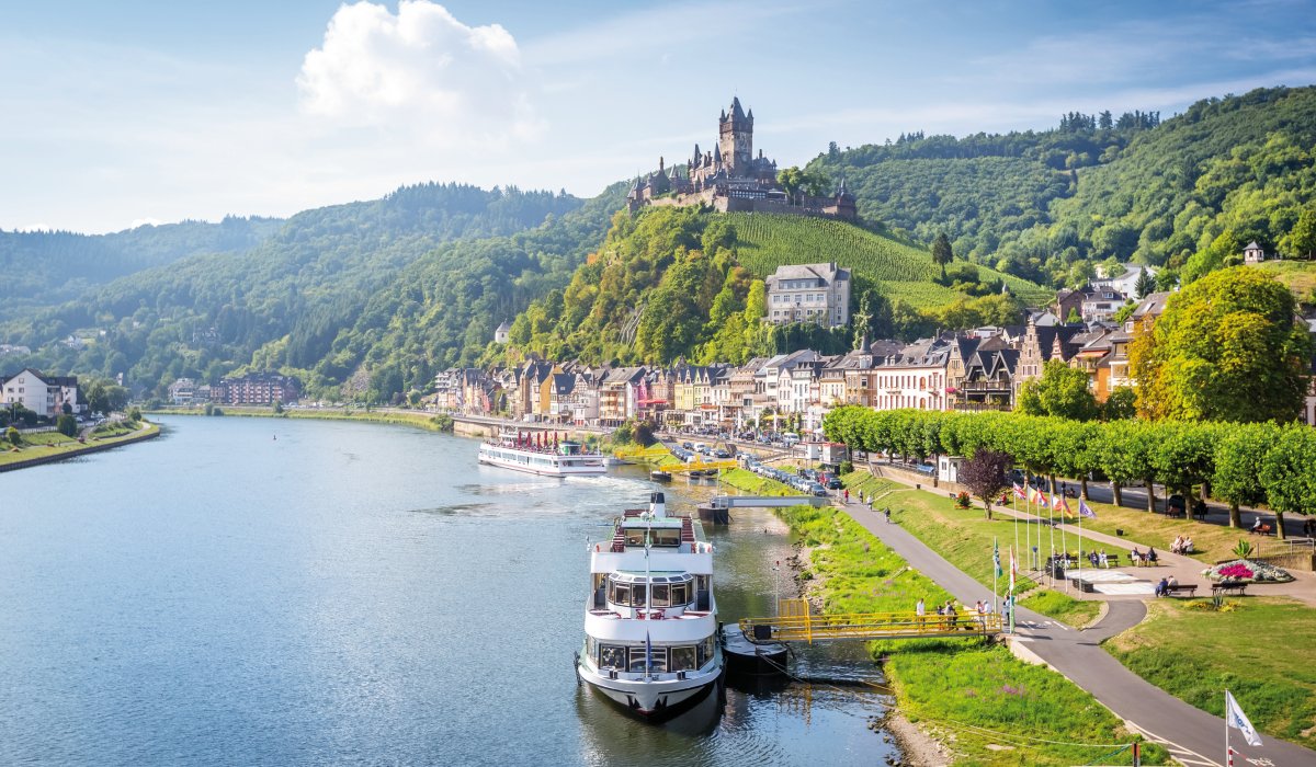 NEUKAM-REBA | Nr. 1 Experte für Bus-Touristik in Nürnberg